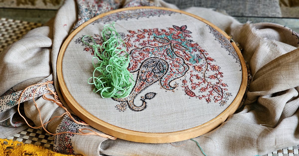 Choisir les couleurs en broderie : conseils essentiels